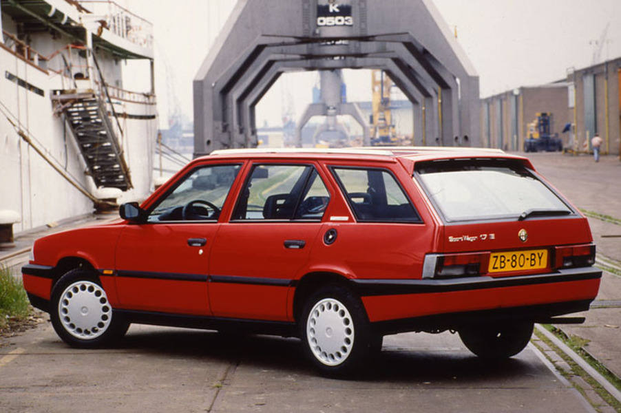 Alfa Romeo 33 SportWagon 1.3 4x4 (10/1990 - 05/1992): prezzo e scheda ...