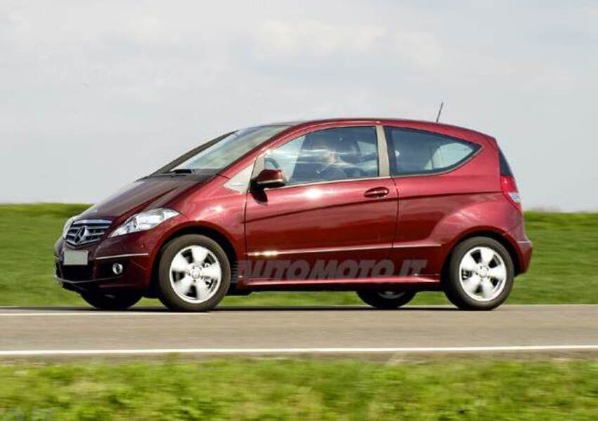 Mercedes-Benz Classe A 160 BlueEFFICIENCY Coupé Avantgarde (05/2009 ...