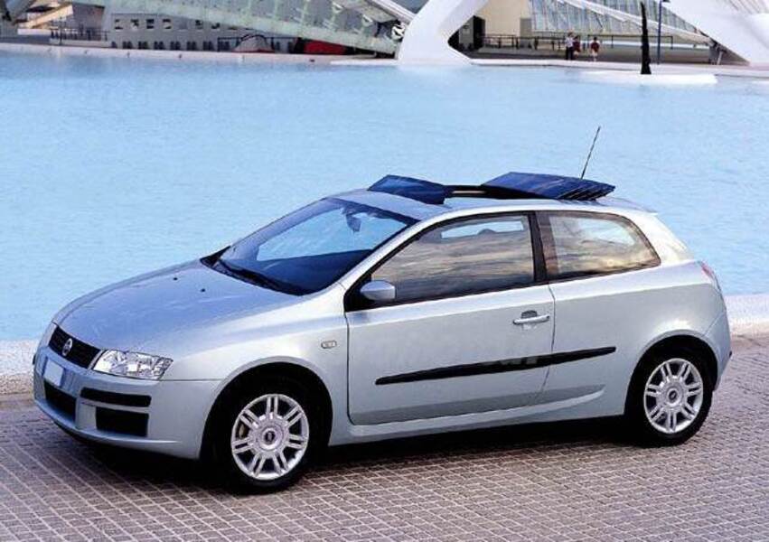 Fiat Stilo 1.9 JTD 3 porte Dynamic (09/2001 - 11/2003): prezzo e scheda ...