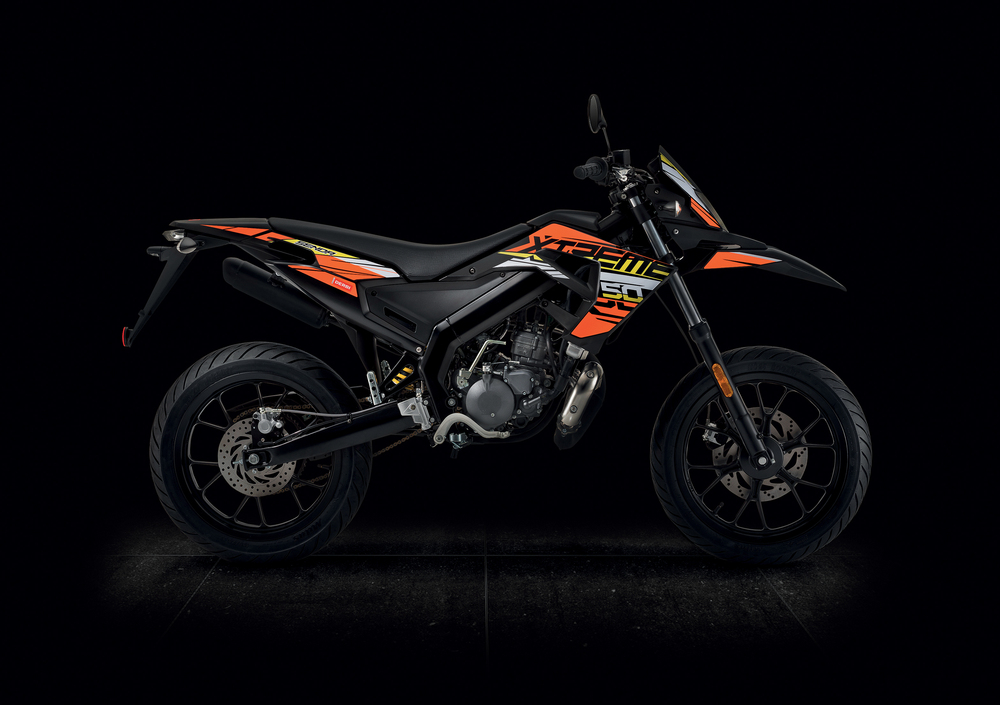 Derbi Senda X Treme 50 Sm 2018 19 Prezzo E Scheda Tecnica Moto It