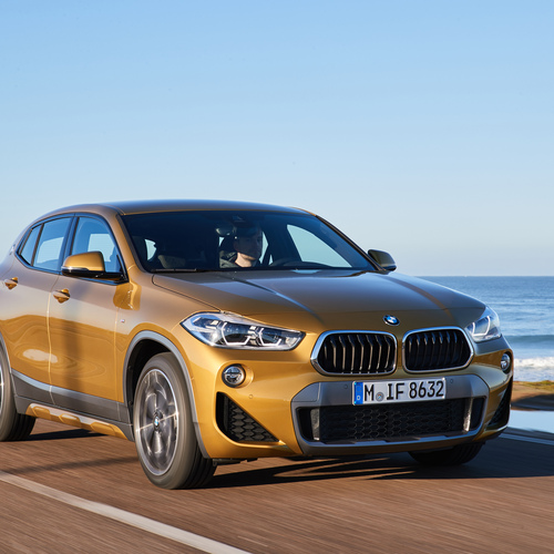 BMW X2: stile giovane e dimensioni compatte [Video Primo Test] - Prove ...