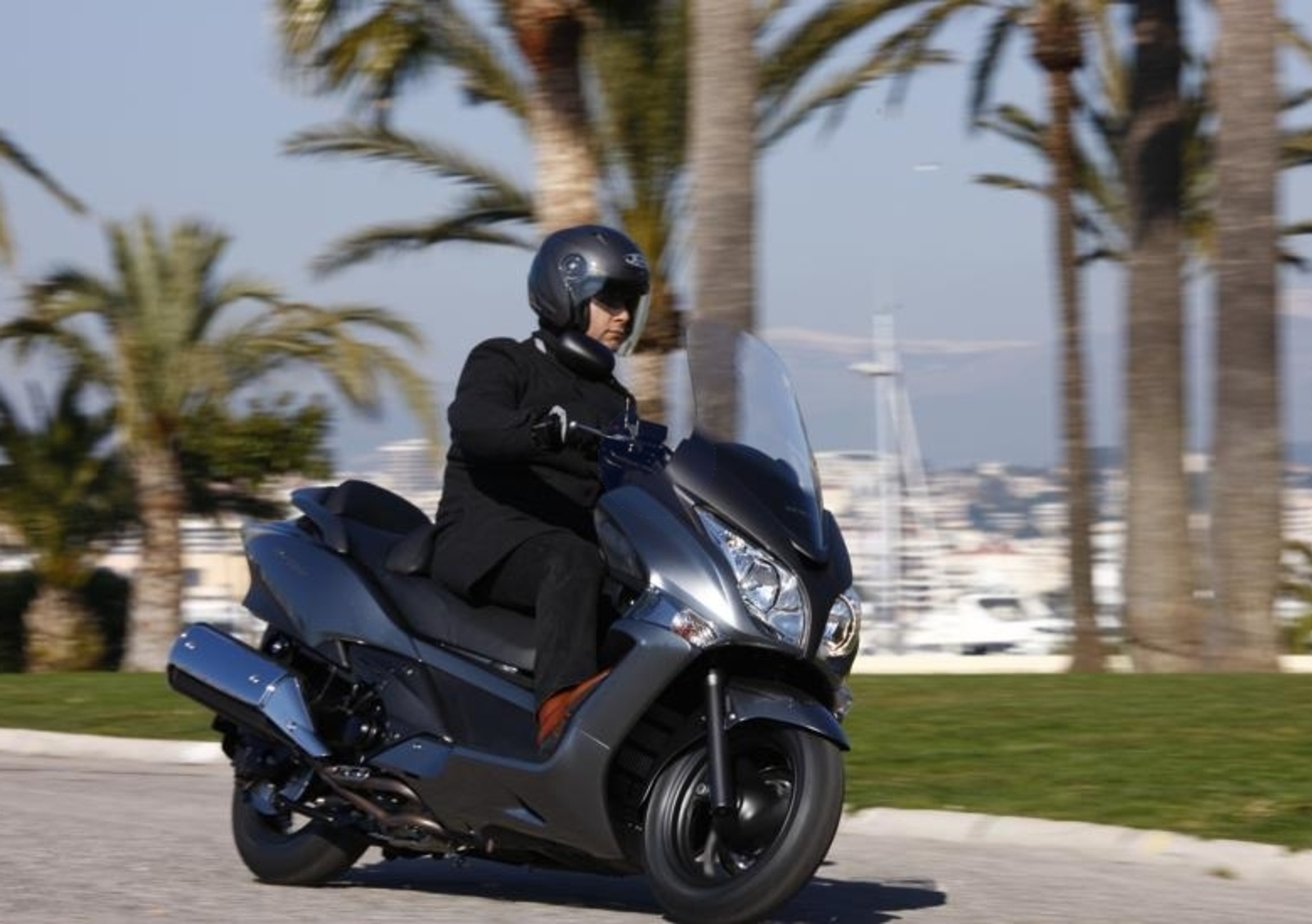 Prova HONDA SW-T400 - Prove - Moto.it