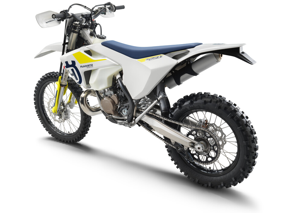 Husqvarna TE 250i (2019), prezzo e scheda tecnica - Moto.it