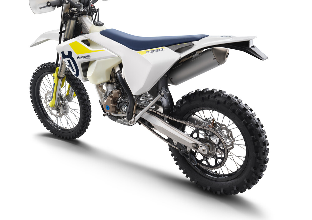 Husqvarna FE 350 (2019), prezzo e scheda tecnica - Moto.it