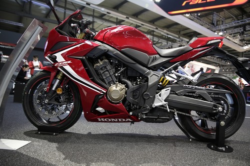 EICMA 2018: Honda CBR650R, foto, video e dati - Fiere e saloni - Moto.it