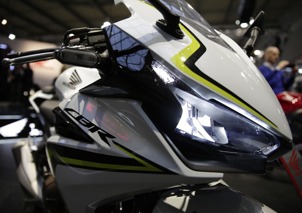 EICMA 2018: Honda CBR500R, foto, video e dati - Fiere e saloni - Moto.it