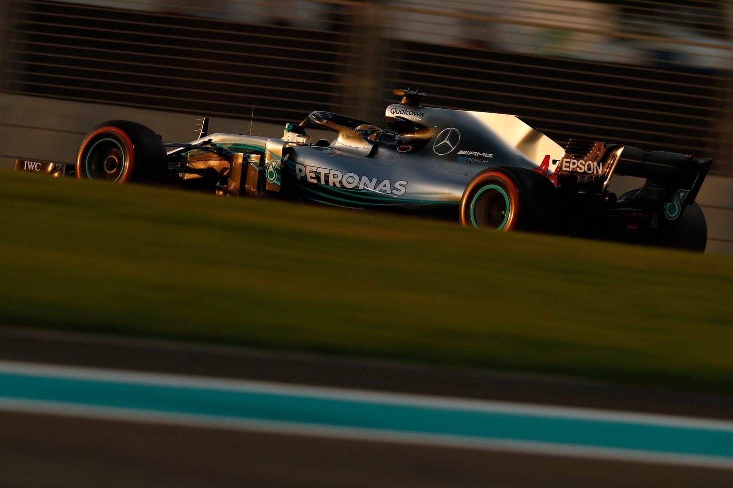 F1, GP Abu Dhabi 2018, FP3: Hamilton al top - Formula 1 - Automoto.it