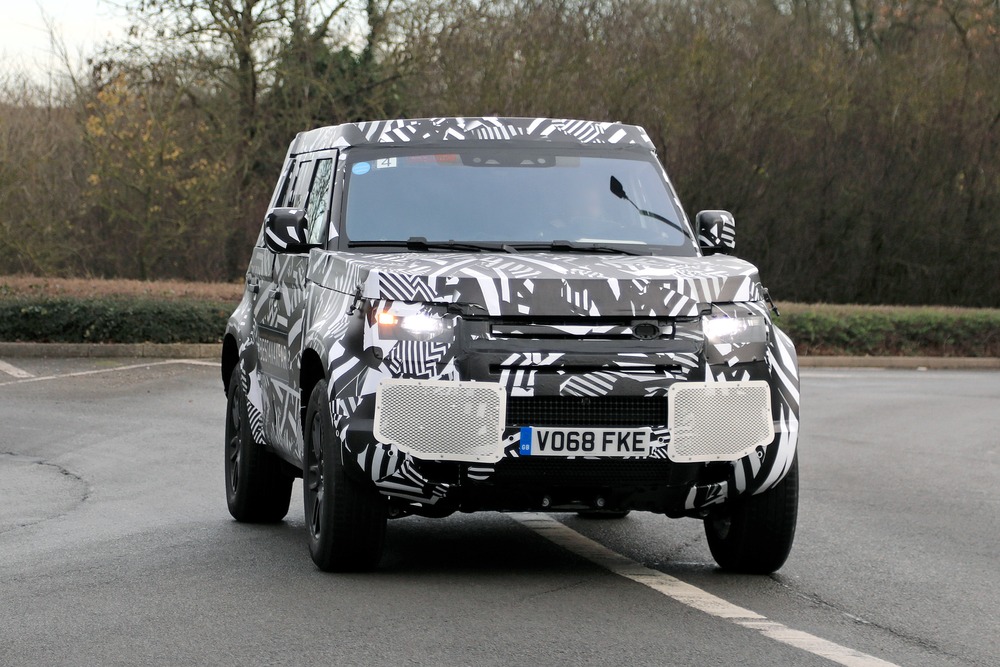 Land Rover Defender 2019, ecco le foto spia - News - Automoto.it