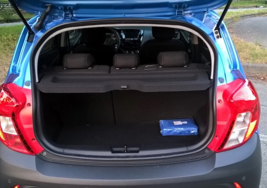 Opel Karl Rocks 1.0 75 CV (03/2017 - 12/2018): prezzo e scheda tecnica ...