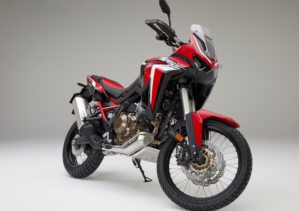 Honda Africa Twin Crf 1100l Dct 2020 21 Prezzo E Scheda Tecnica