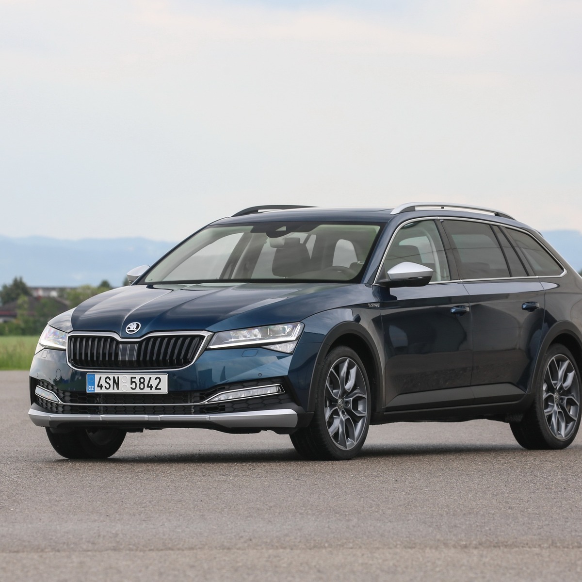 Skoda Superb e Superb Wagon - Prove - Automoto.it