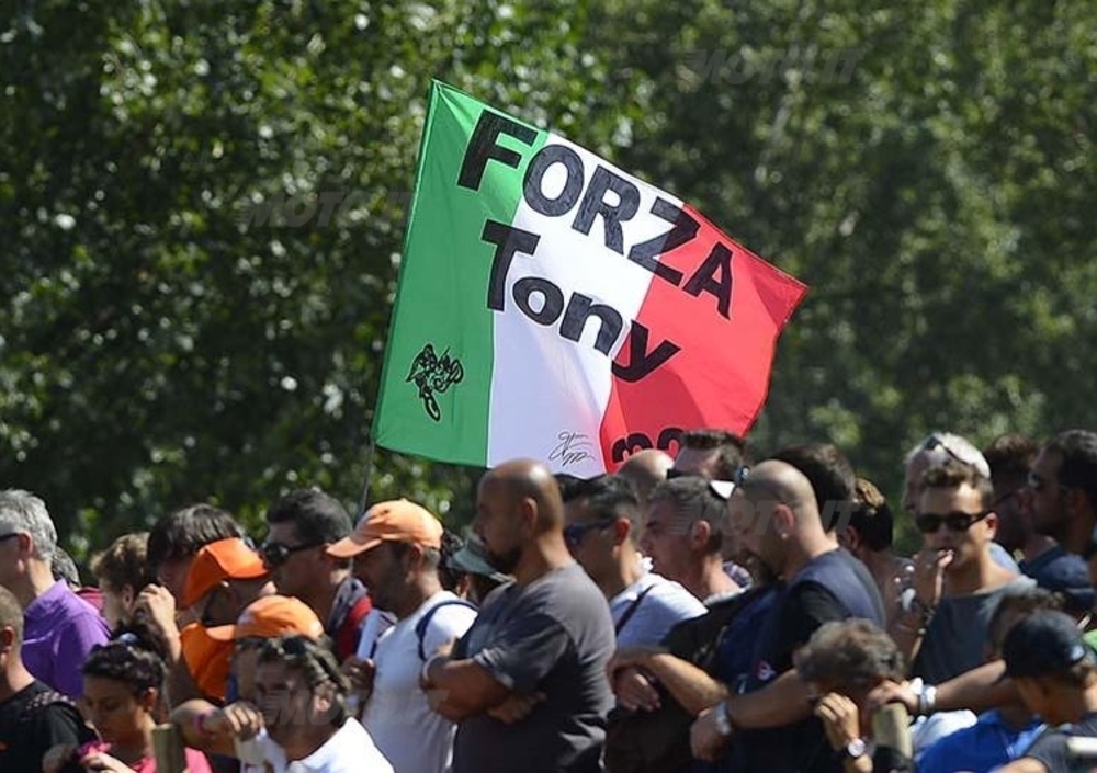 Tony Cairoli. Le foto del trionfo - Motocross - Moto.it