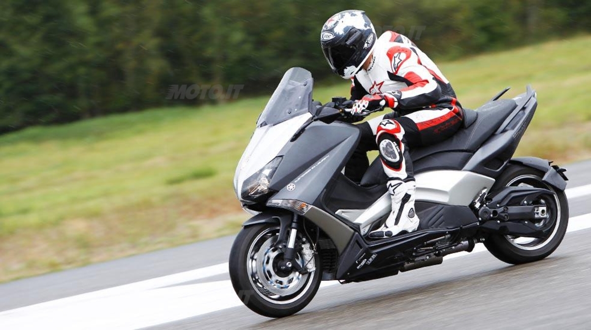 Prova Yamaha T-MAX Hyper Modified by Ludovic Lazareth - Prove - Moto.it