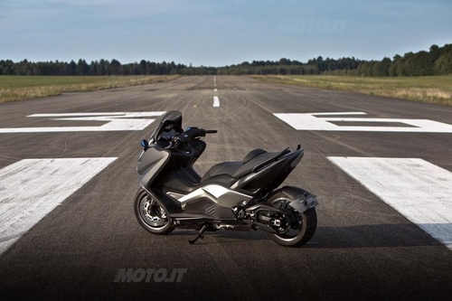 Prova Yamaha T-MAX Hyper Modified by Ludovic Lazareth - Prove - Moto.it