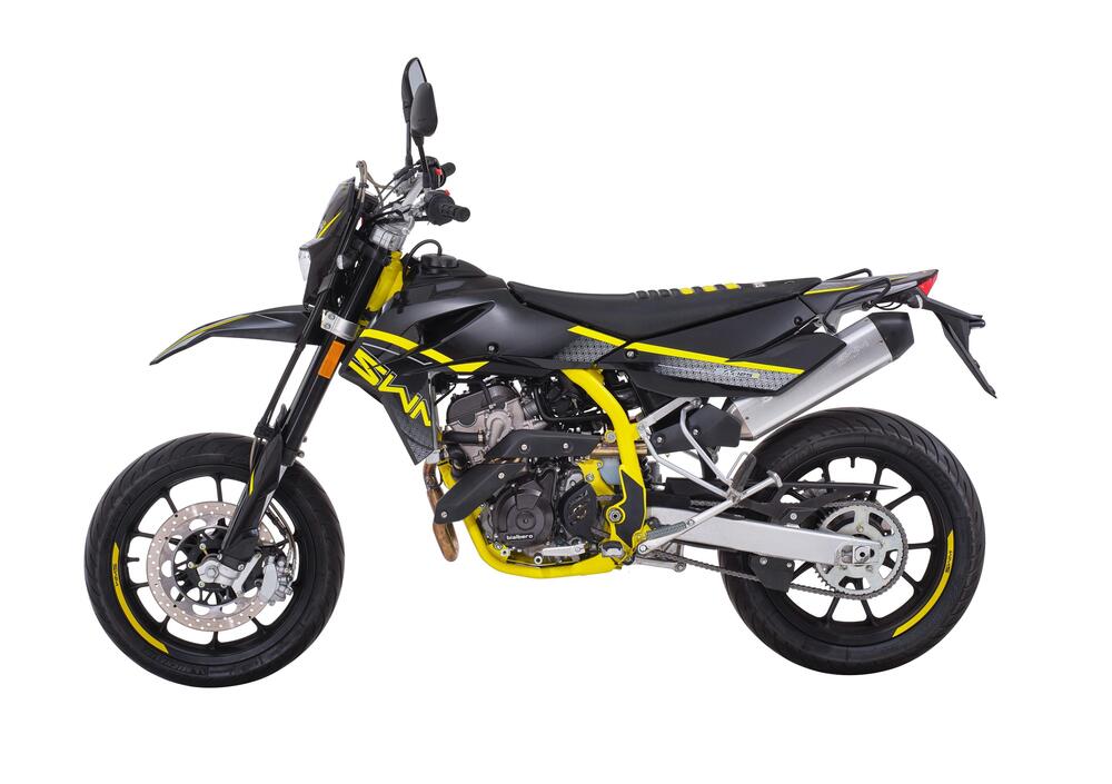 Swm SM 125 R (2022), prezzo e scheda tecnica - Moto.it