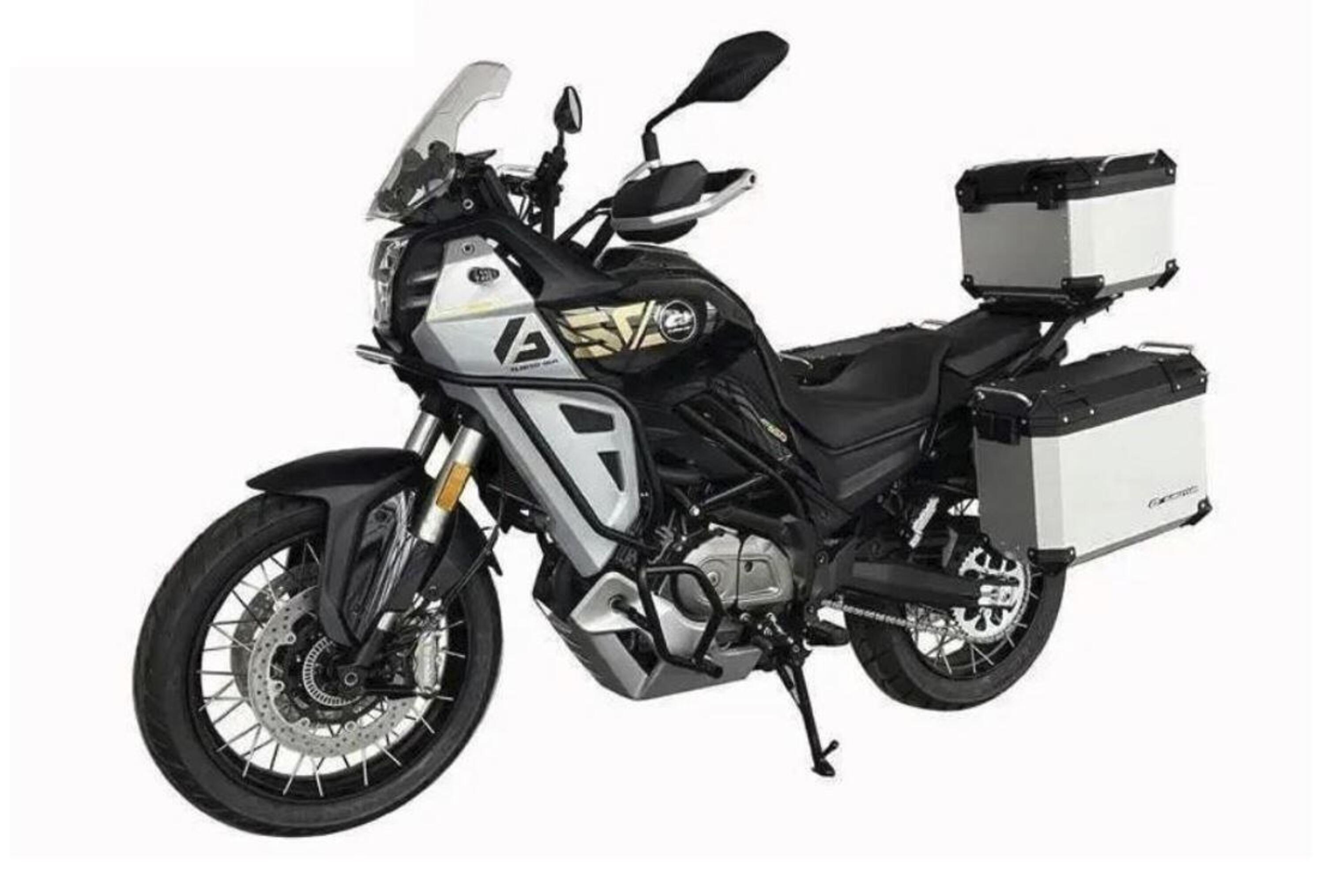 Una nuova QJMotor 650 Adventure: ha motore V2 - News - Moto.it