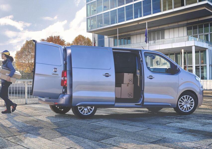 Fiat Scudo Furgone 2.0 BlueHDi 145CV PL-TN Furgone (10/2022): prezzo e ...