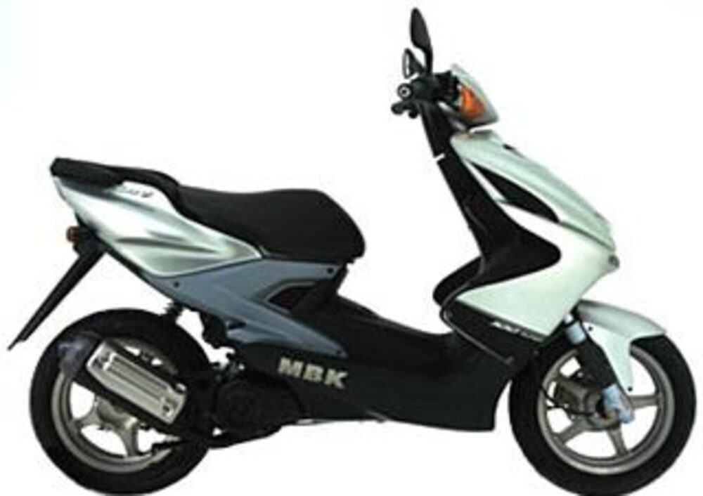 Mbk Nitro 100, prezzo e scheda tecnica - Moto.it