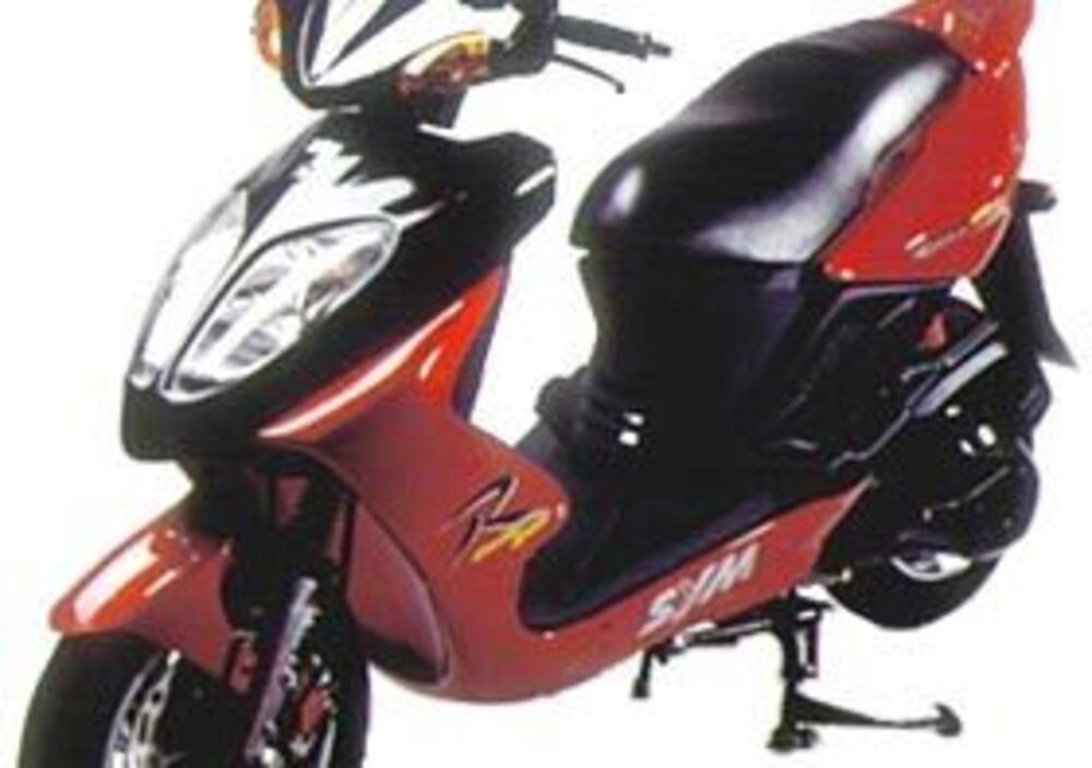 Sym Shark 150 4V, prezzo e scheda tecnica - Moto.it