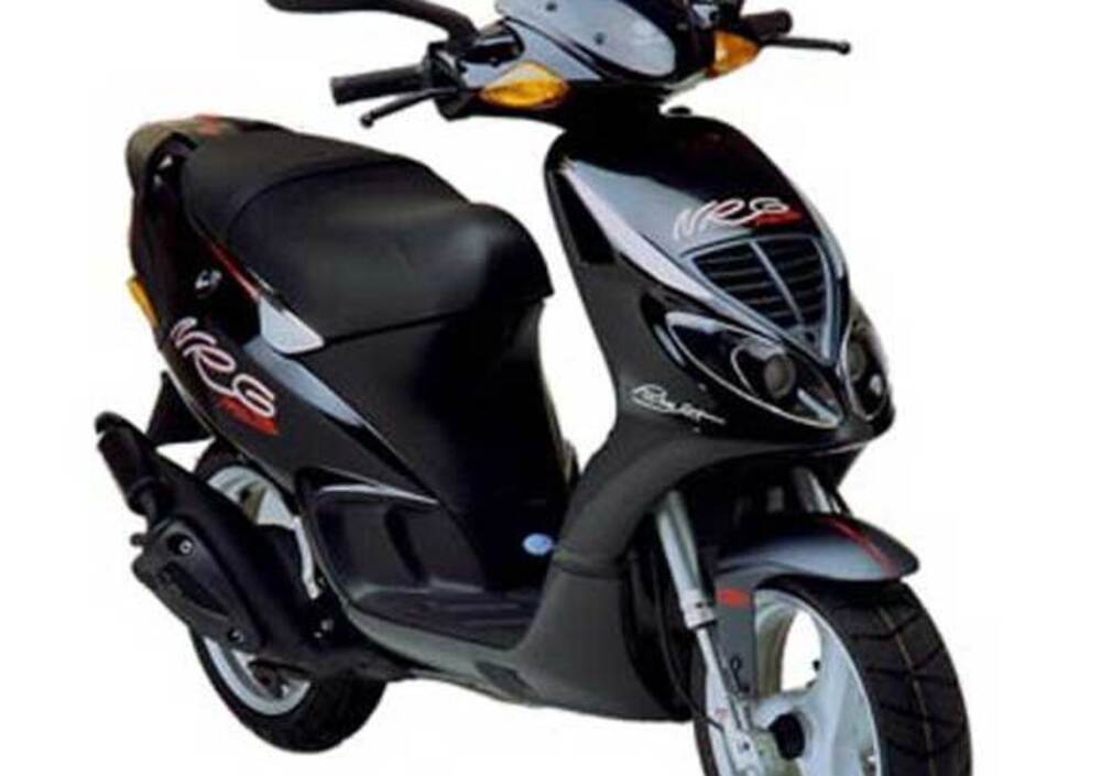 Piaggio NRG 50 MC3 Purejet, prezzo e scheda tecnica - Moto.it