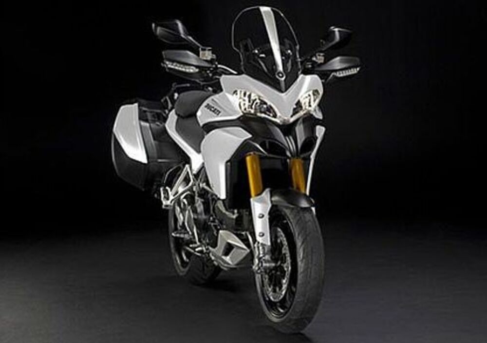 Ducati Multistrada 1200 S Touring (2010 - 12), prezzo e scheda tecnica - Moto.it