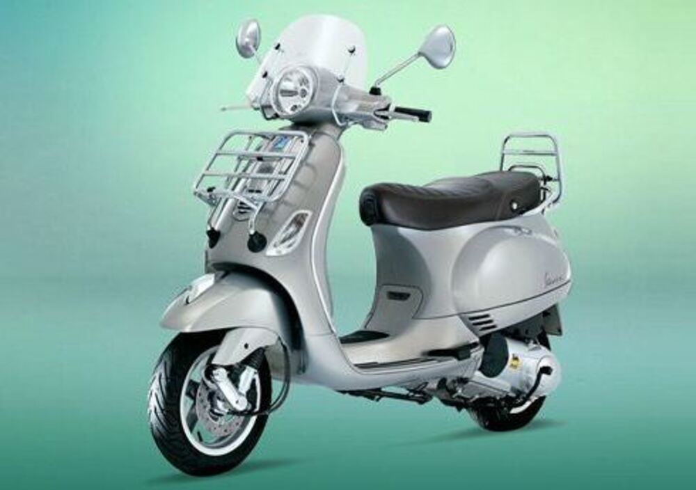 Vespa LX 50 Touring 2T (2009 - 13), prezzo e scheda tecnica - Moto.it
