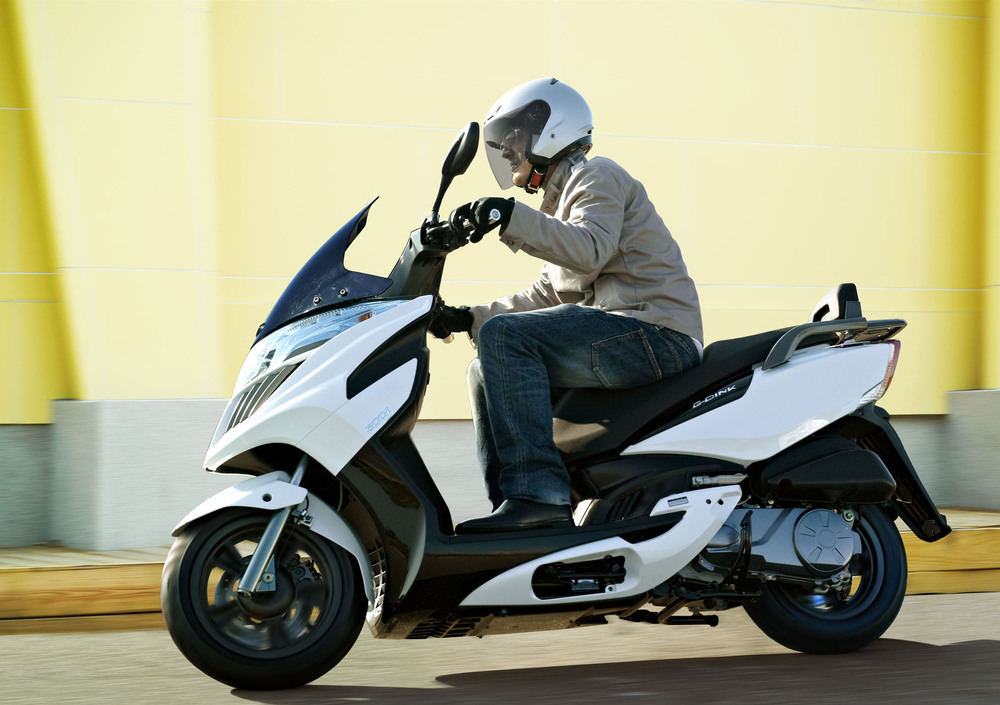 Kymco G-Dink 300i (2011 - 17), prezzo e scheda tecnica - Moto.it