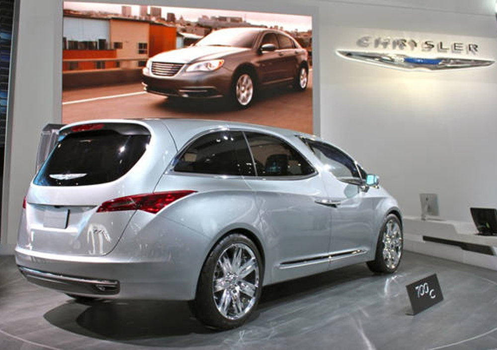 Chrysler 700C - News - Automoto.it