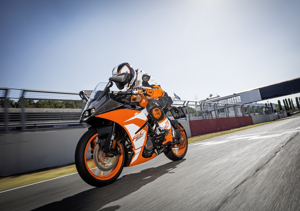 KTM RC 250 (2017), prezzo e scheda tecnica - Moto.it