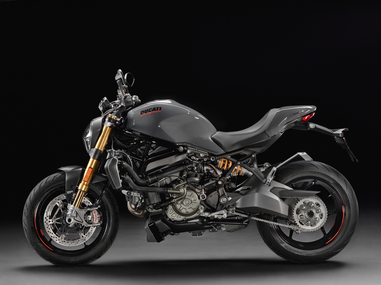 Prova Ducati Monster 1200 S 2017 TEST. L'essenza del mostro - Prove ...