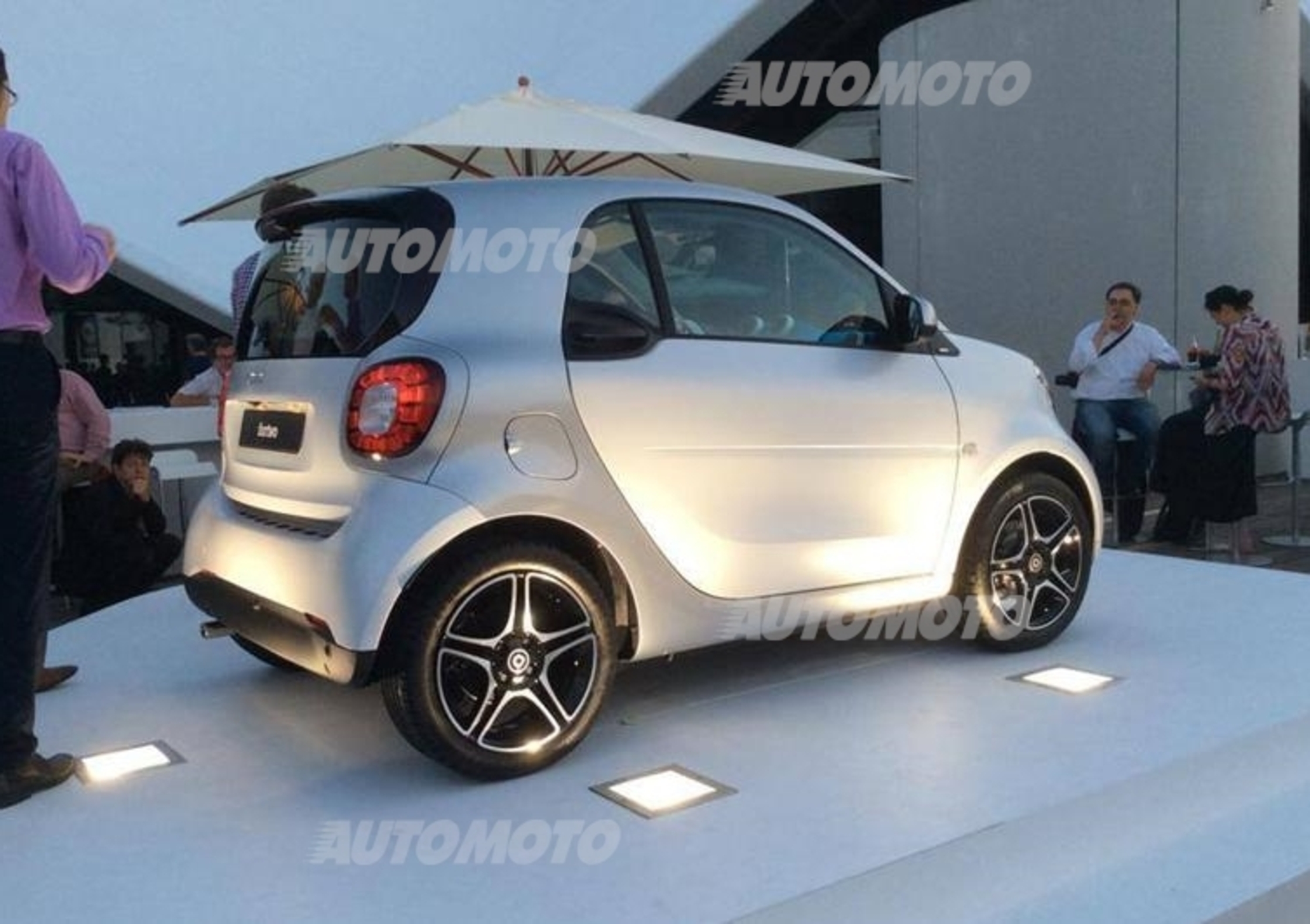 Nuova smart fortwo - Saloni - Automoto.it