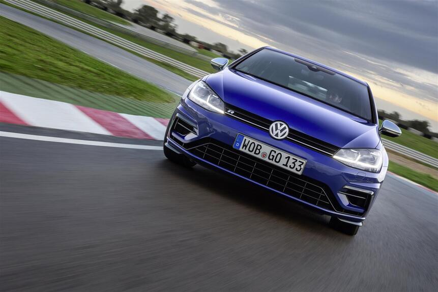 Volkswagen Golf R 2017 [Video Primo Test] - Prove - Automoto.it